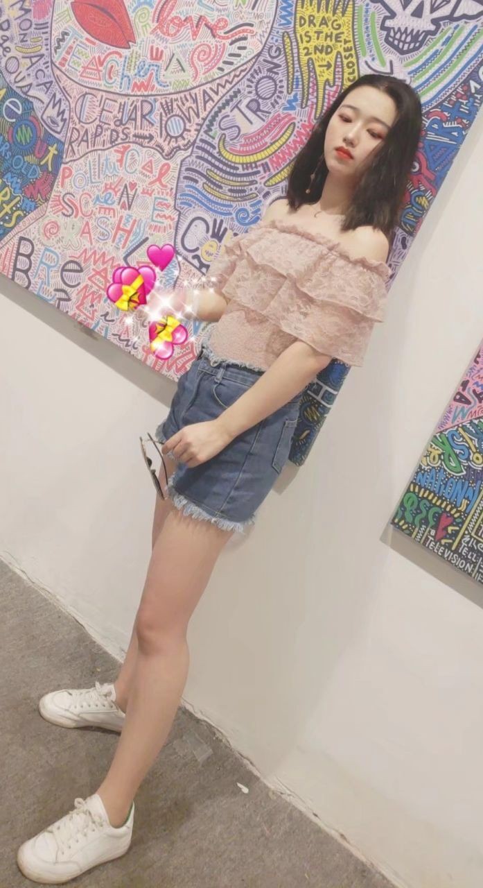 风骚美女合集11P 土土啪啪
